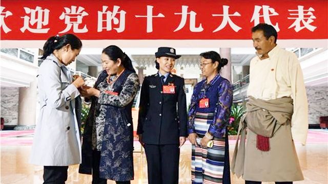 中国共产党第十九次全国代表大会即将召开:十九大代表陆续抵京