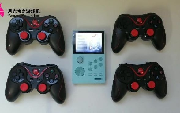潘多拉月光宝盒掌机是如何通过蓝牙连接手柄和实现4人同时游戏的?