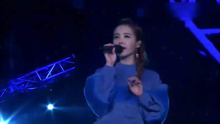 周杰伦写给蔡依林的一首歌,蔡依林曾在演唱会上唱哭过