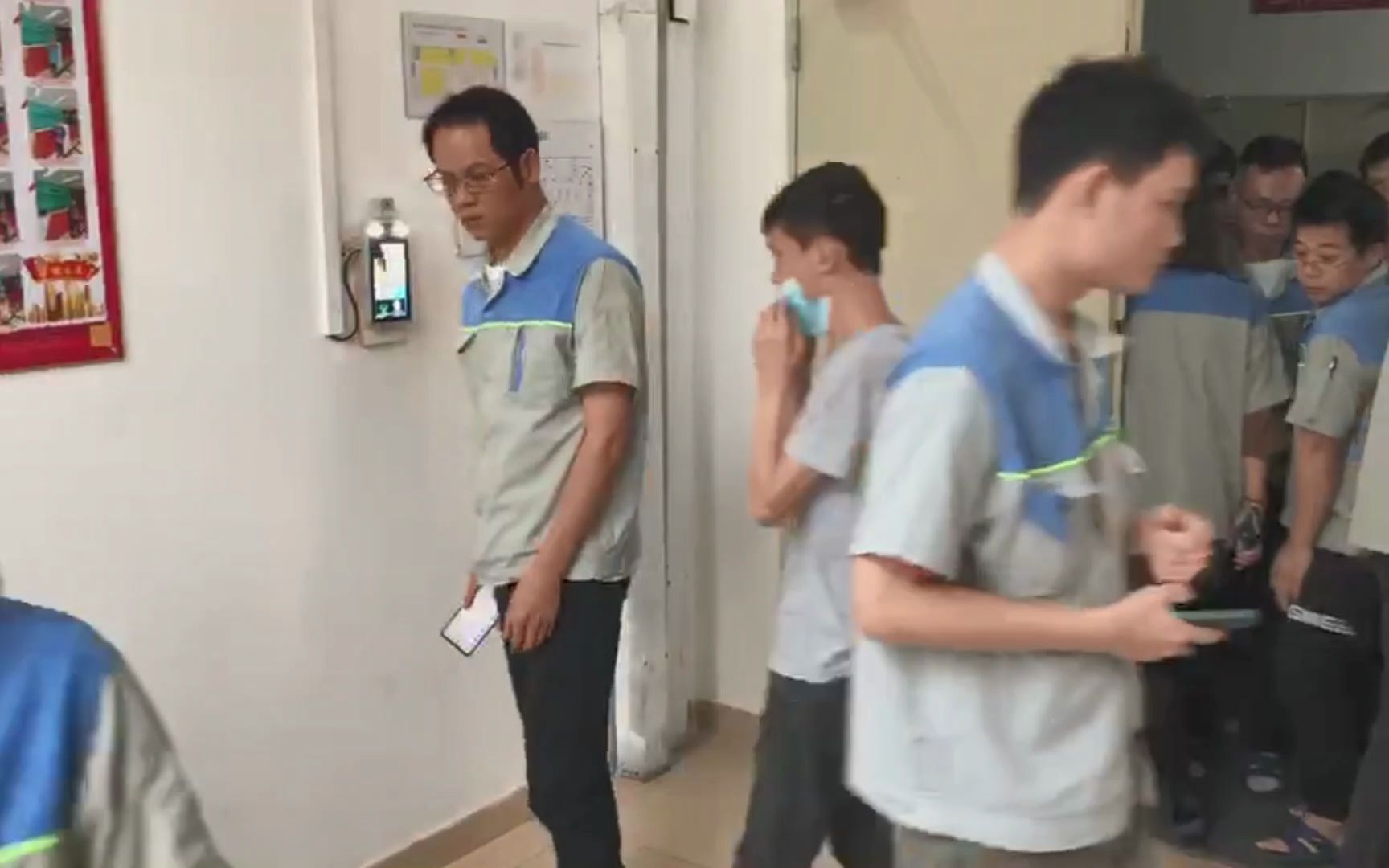 巨龙智慧工厂实名制人脸识别考勤门禁解决方案