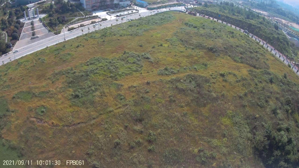 大白鲨固定翼航模FPV,不知道为啥松油门就螺旋,舵面都调好了,大佬们...