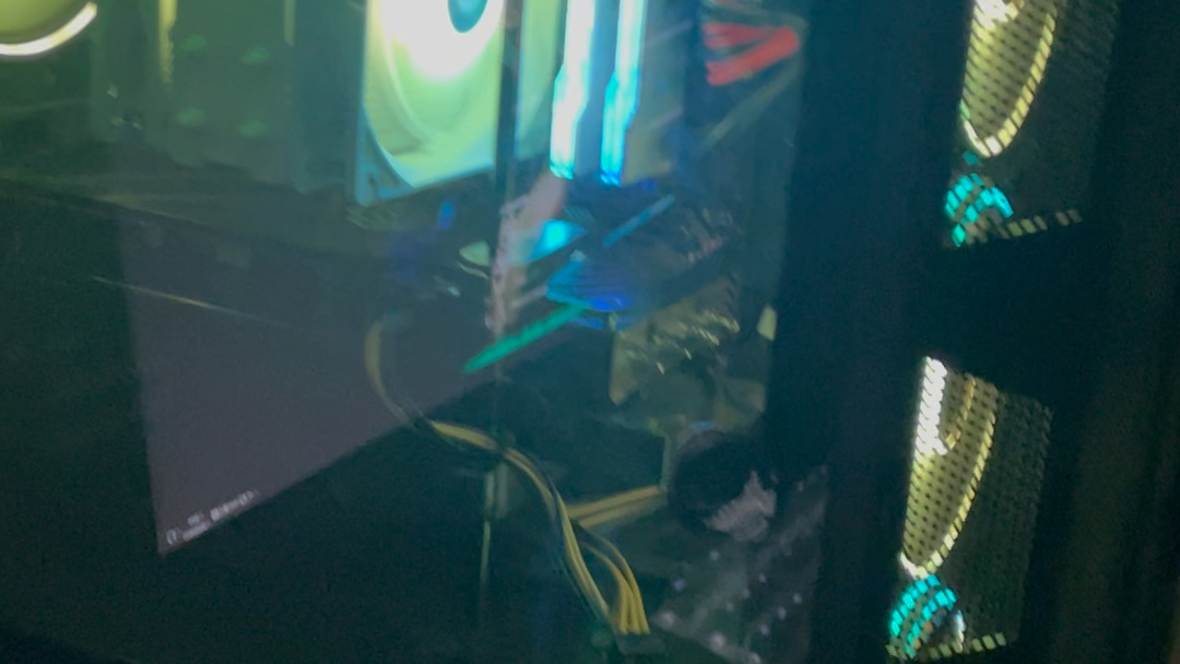 华硕b550m重炮手之神光同步之尬玩光