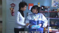 胖女孩来例假,后妈带来卫生巾,还教她该怎么用,太贴心了!