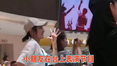 幼儿园的节目表演,我可太喜欢看了,下次我还来
