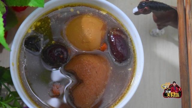 客家美食姜醋煲猪脚的正宗家庭做法,酸甜美味,做法简单, 收.