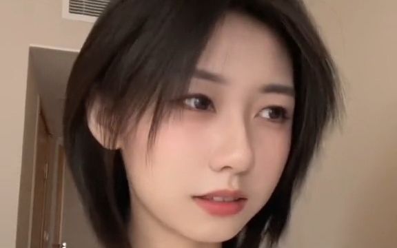 程女士：你行不行啊，细狗！