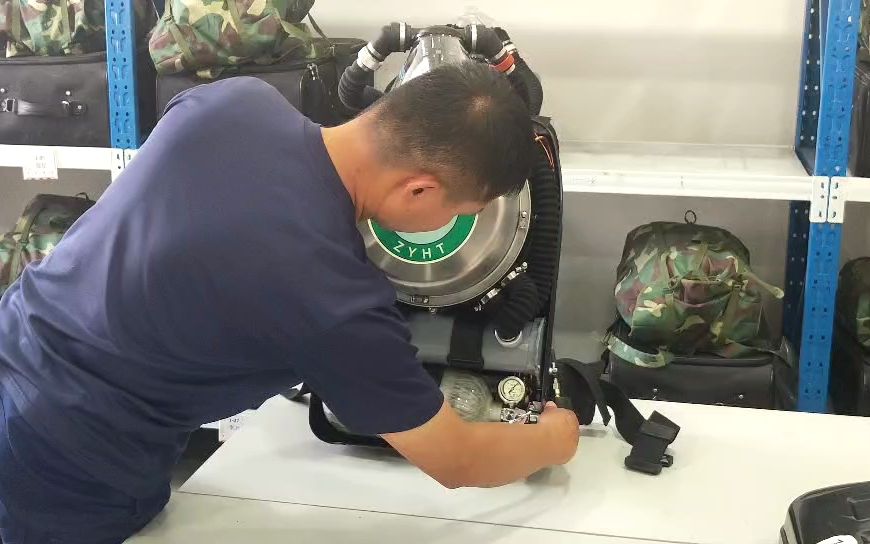 氧气呼吸器