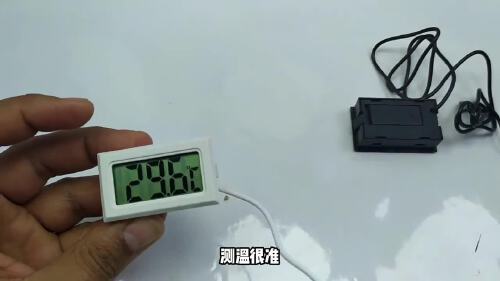 很耐用的电子温度计,可以测开水也可以测冰水,测温很准