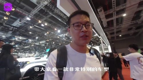 越野新物种-长城6X6皮卡!3轴6轮5差速锁,还带3.0T插混