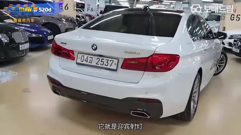 新款宝马X1发布!换电子档杆!空间吊打奥迪、奔驰!