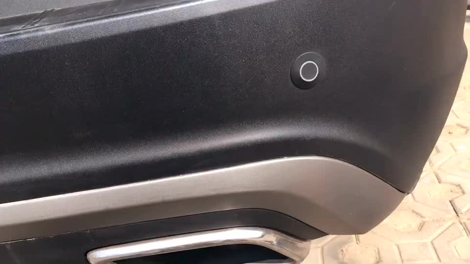 长安汽车CS75,有四个倒车雷达,【来自懂车帝车友圈】