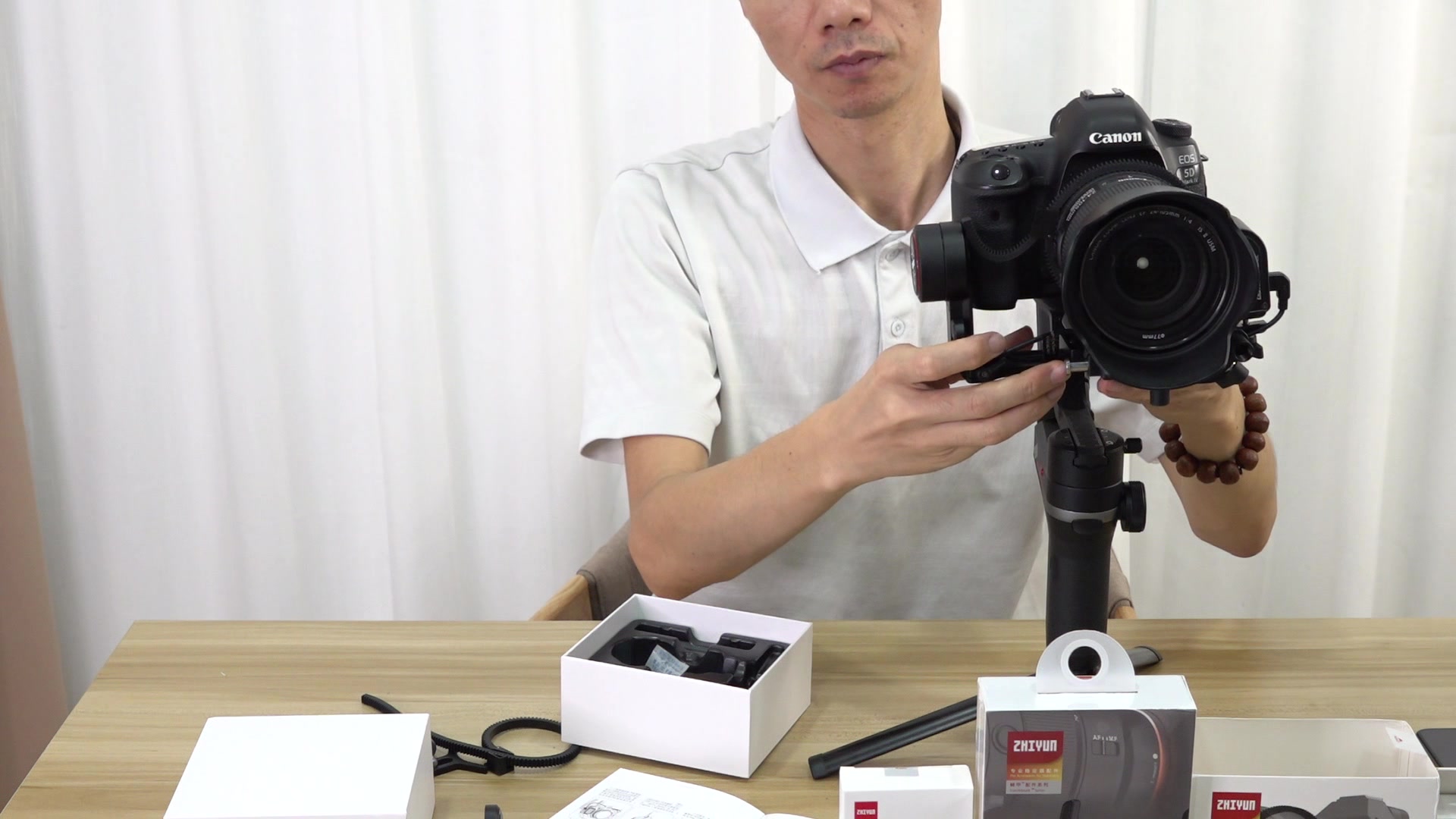 智云Weebill S 冠齿手机夹图传安装操作教程