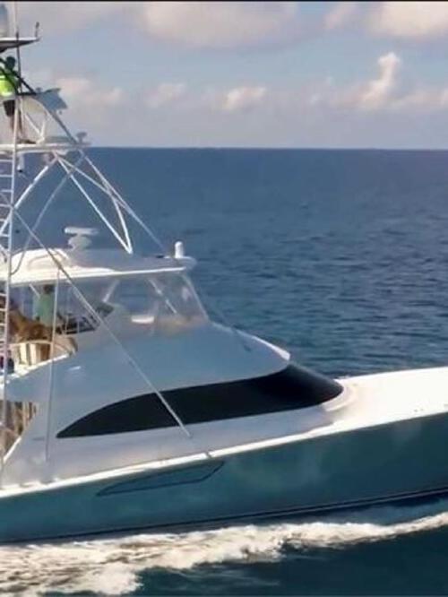 专为钓鱼者设计!这款脚踏式皮划艇,配件丰富拆装很方便