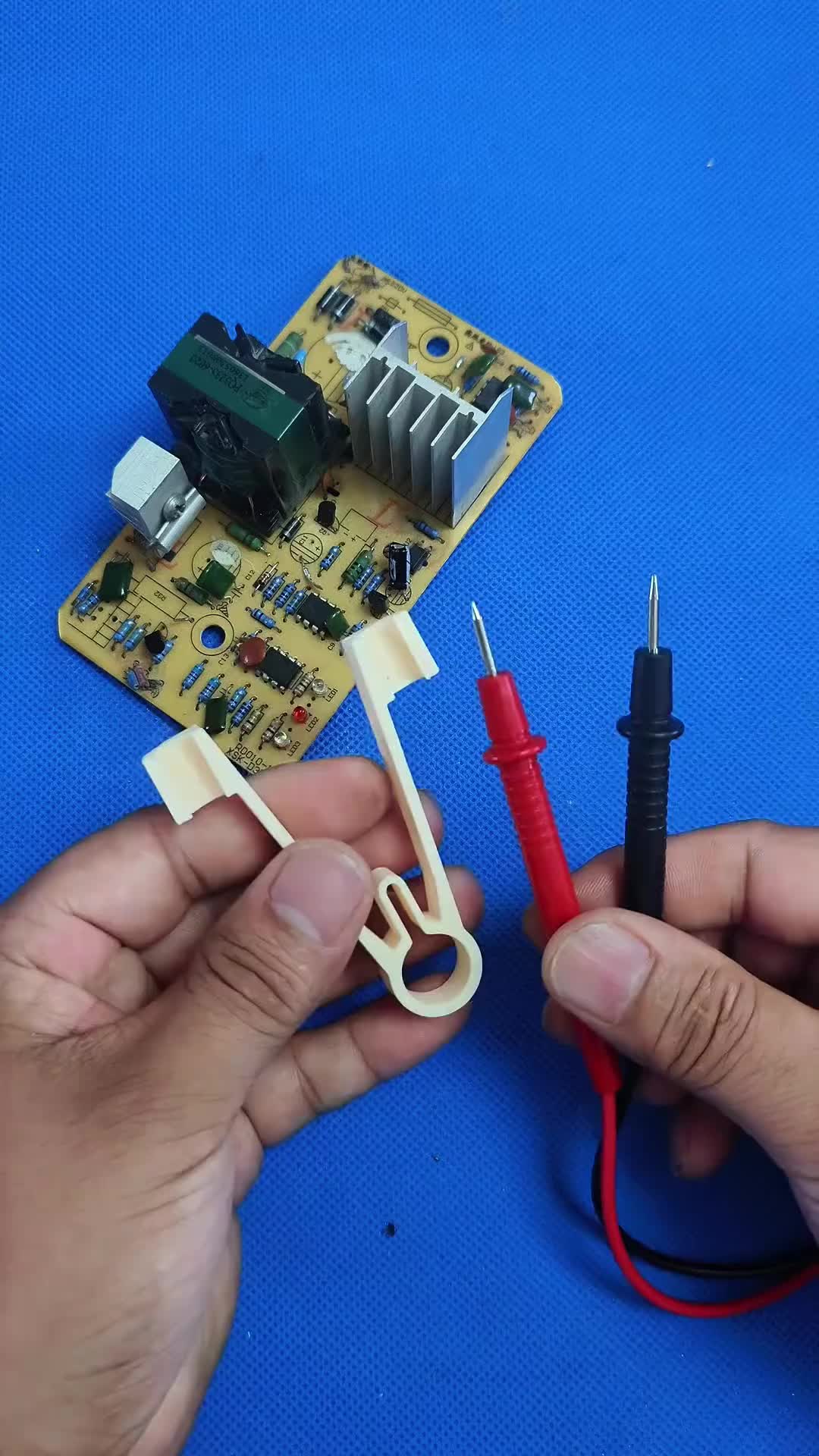 #万用表 #电工 #技术分享 #技术 #电路