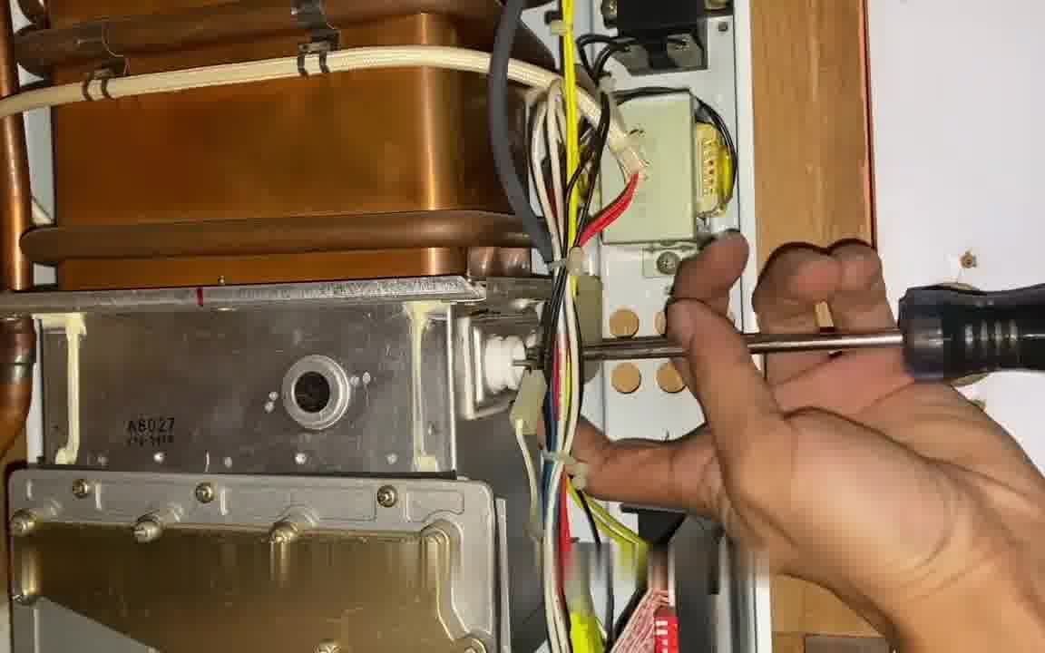 tcl空气能热水器不加热怎么回事故障处理方法及怎么应对