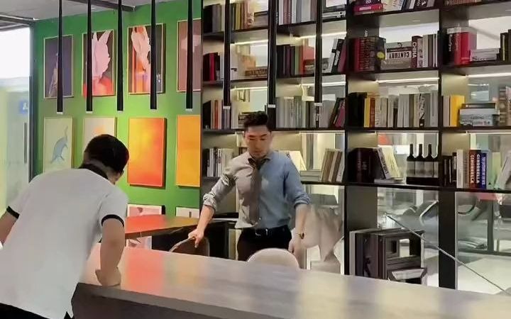 我可能不是最优秀的设计师,但理论上,应该是最喜欢较真的设计师