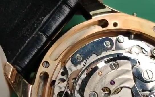 深圳万国手表维俢保养