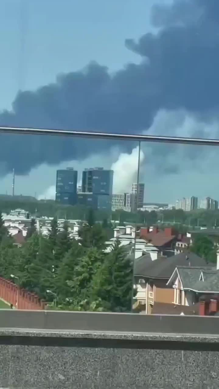 ...生产用于火炮和导弹的火药和弹头,包括口径和伊斯坎德尔-M附属原料...