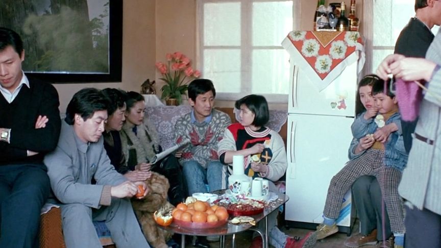 1991年拍的老电影《过年》,春节是中国家庭的照妖镜