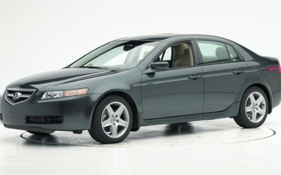 2004 讴歌 TL 40%正面偏置碰撞测试 iihs