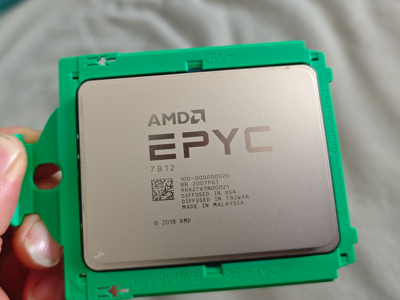 双路AMD EPYC 7B12 最便宜128核 256线程仿真+多核性能测试:CFD ...
