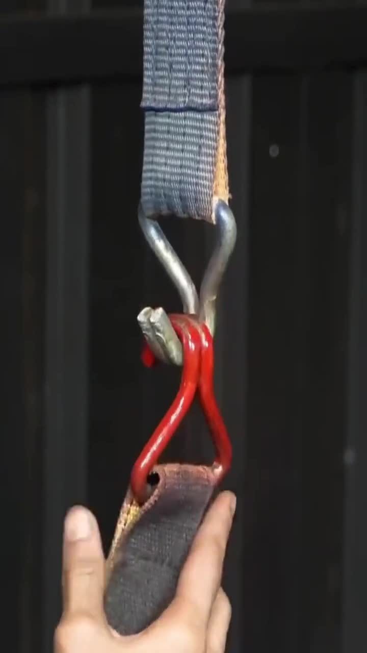 90%货车师傅捆绑货物,绷带使用方法竟严重错误!
