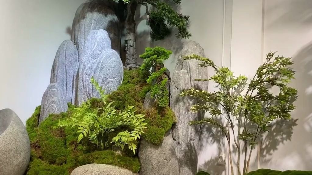室内外摆设庆缘景观仿真植物--松树及假山,人造合纤材质的仿真树