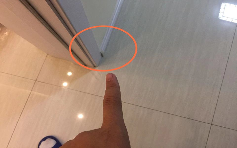 装修完住半年才发现踢脚线安装出现问题,你家要是没装,一定注意