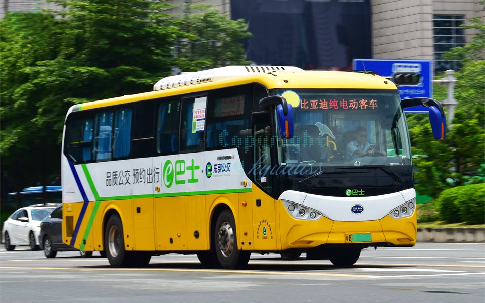 比亚迪豪华电动大巴服务深圳普通公交线路