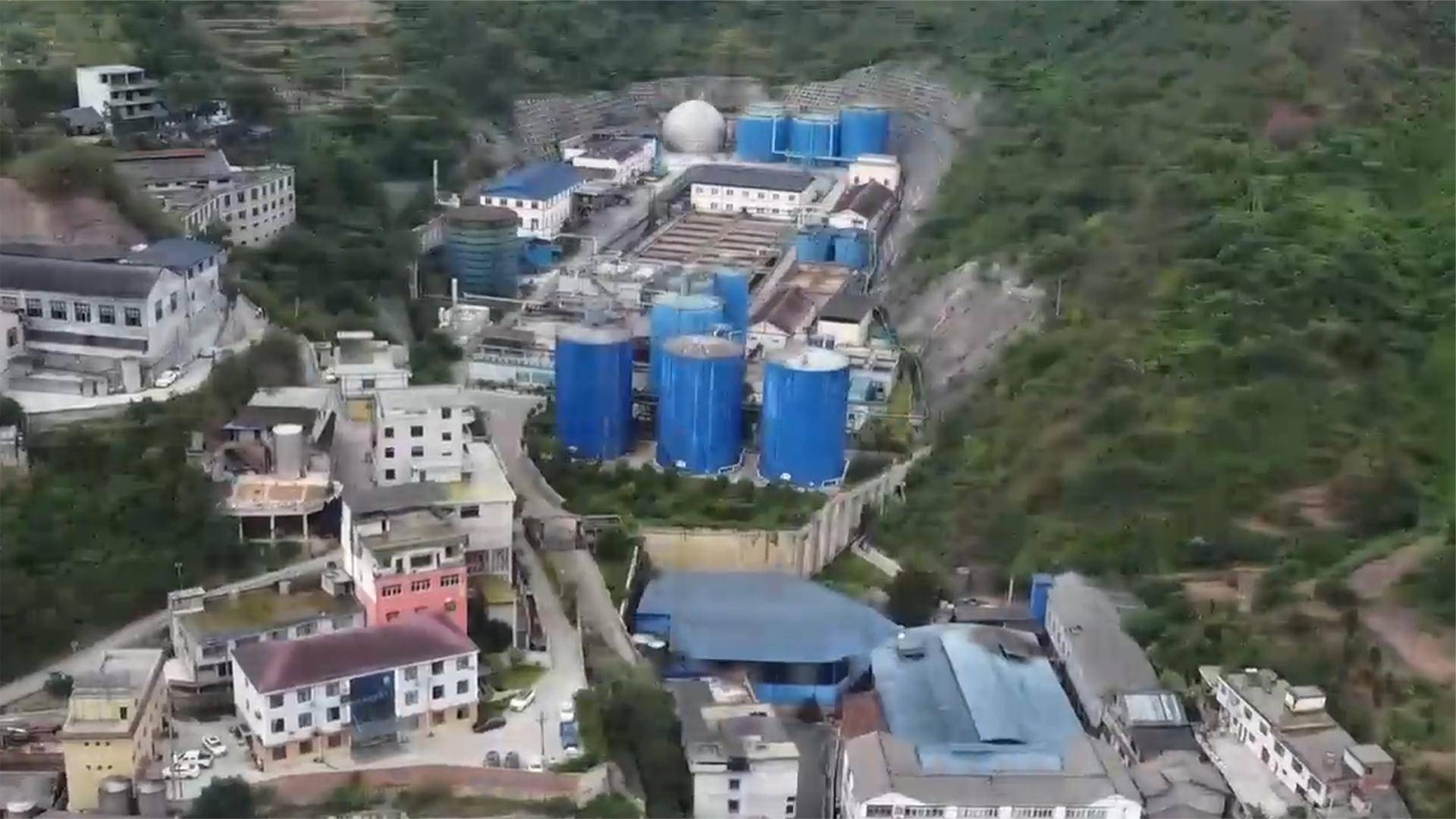 男子投资8亿元在茅台镇建厂遭当地强行接管,官方通报