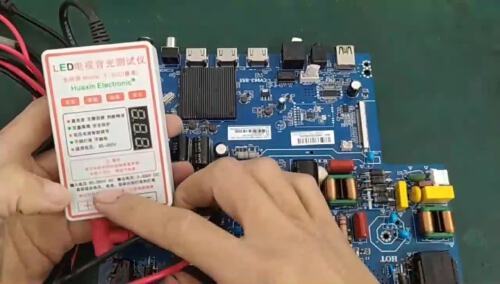 揭秘液晶电视主板:3分钟看懂核心工作原理与维修技巧
