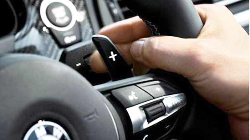 踩刹车挂挡异响?这种情况不需要去4S店,做个清洗就行了