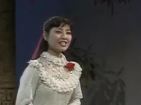 80年代经典歌曲 《幸福在哪里》(1984年春晚 殷秀梅演唱)