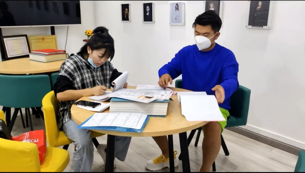 兰州化妆美甲培训学校