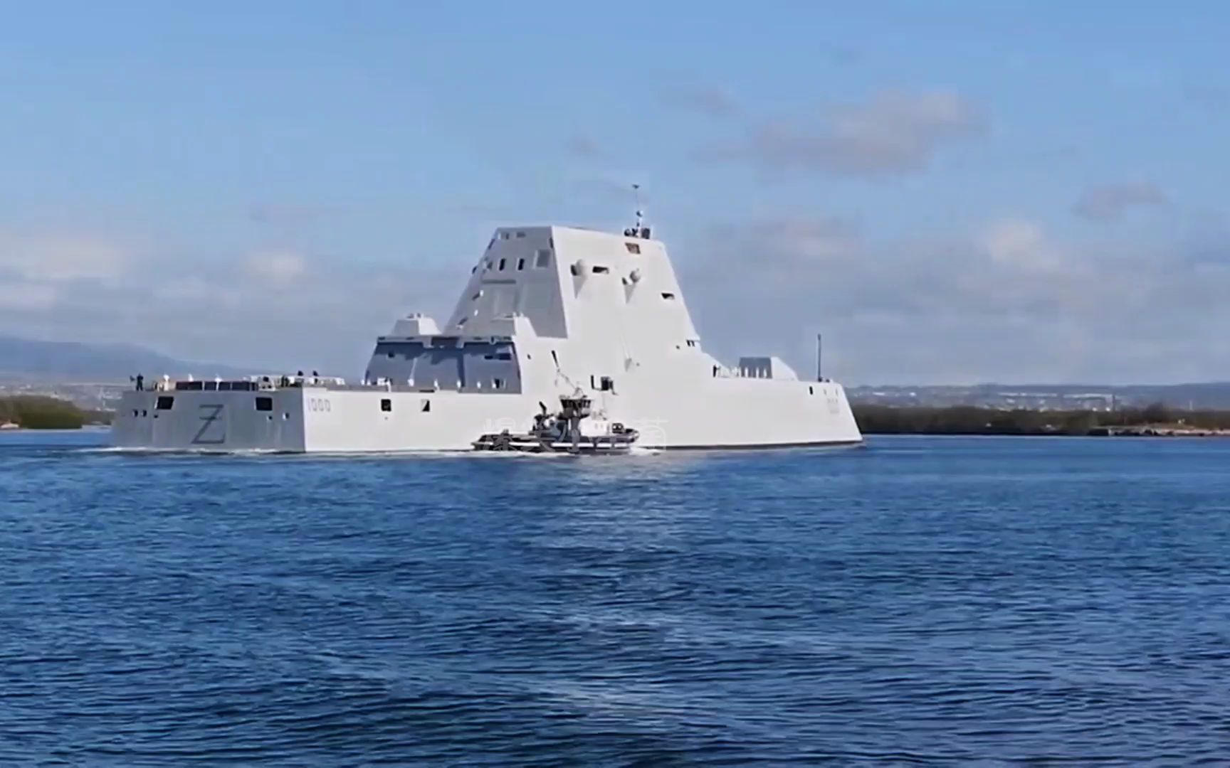 不同国家的海军军舰实弹射击,俄罗斯粗鲁,中国的霸气