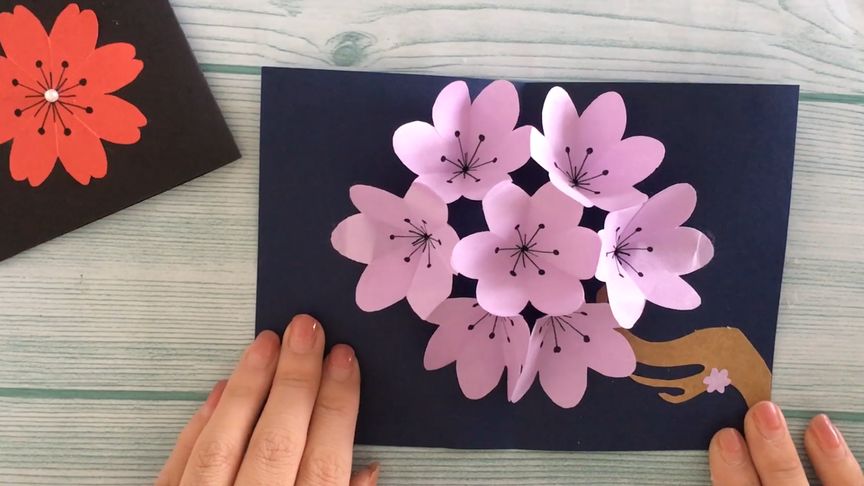 立体花瓣贺卡开花的瞬间太漂亮了,步骤特别简单,你学会了吗?