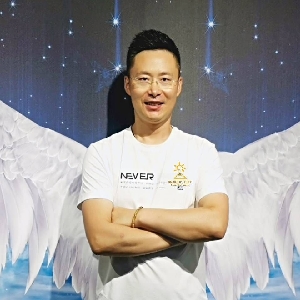 阿卡西生命教练Charlie 