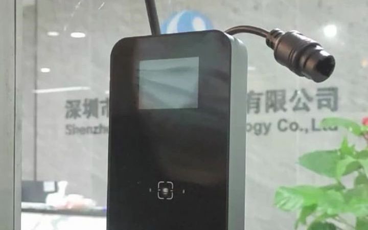 玻璃墙面如何安装4G二维码门禁#扫码门禁 #二维码门禁 #门禁安装 #...