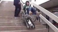 电动爬楼梯轮椅智能爬楼梯车无障碍轮椅电动轮椅上楼梯轮椅车