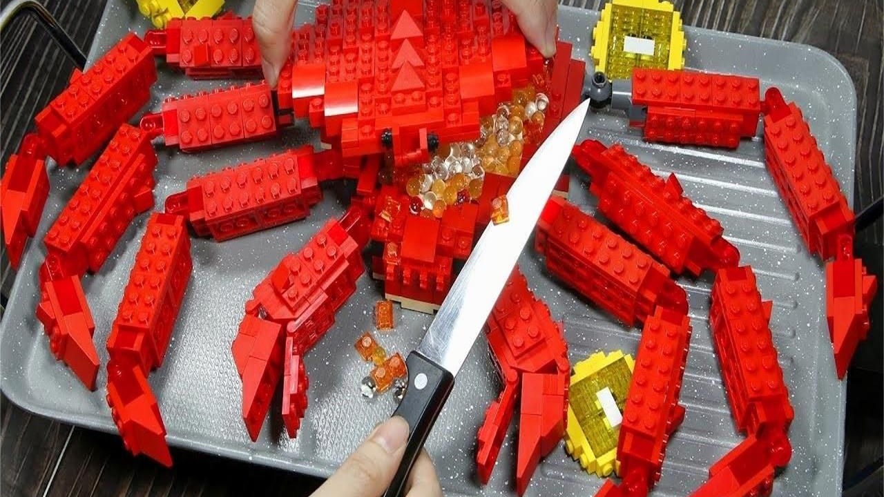 趣味定格动画:螃蟹捕鱼,阿憨在后,这一招玩的高!