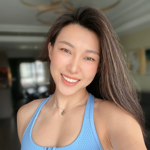 Chloe彤哥 