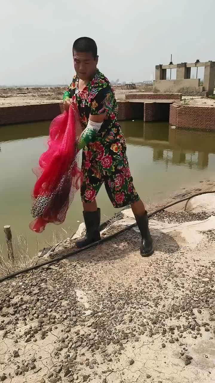 感谢朋友们的支持#户外撒网捕鱼 #怎么撒鱼网视频教程