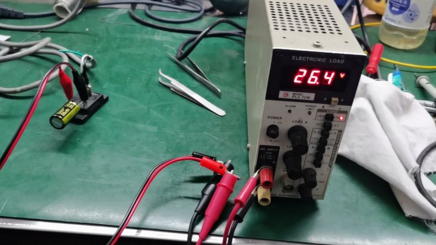 变频电源输出400HZ,整流滤波后带1A的负载掉电压,求解决方案