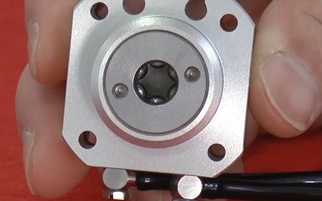 钢珠锁紧式夹紧器,体积小重量轻,适用于自动化生产线 | 日本考世美