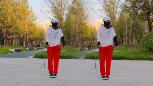 这舞简单的不能再简单了,来看看《微信吧》