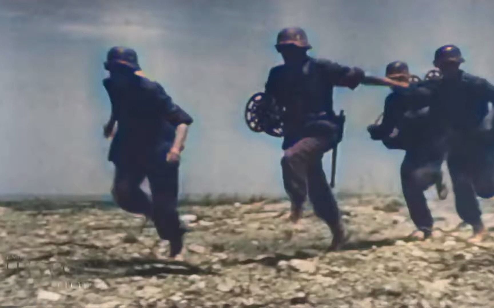 1942年二战 塞瓦斯托波尔战役[AI修复上色]【历史影像】