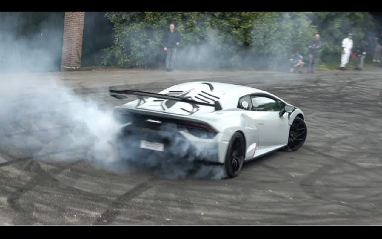 最好 & 最差的超级跑车!?古德伍德 FOS 2022 (原标题翻译)