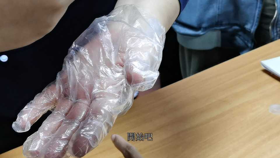 “医学院的选修课是会见血的。”|刺络放血课现场放血