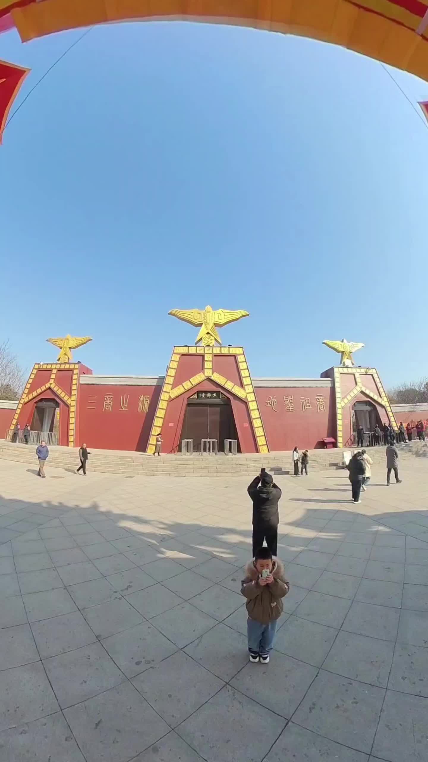 《火神台》 商丘火神台庙会是国家级非遗,以祭祀火神阏伯为核心,始于...