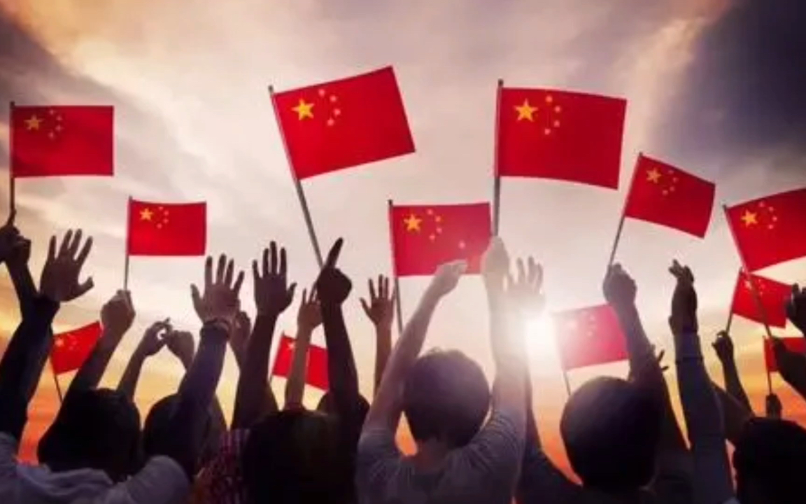 全国唯一一篇满分作文,《我们凭什么民族自信》